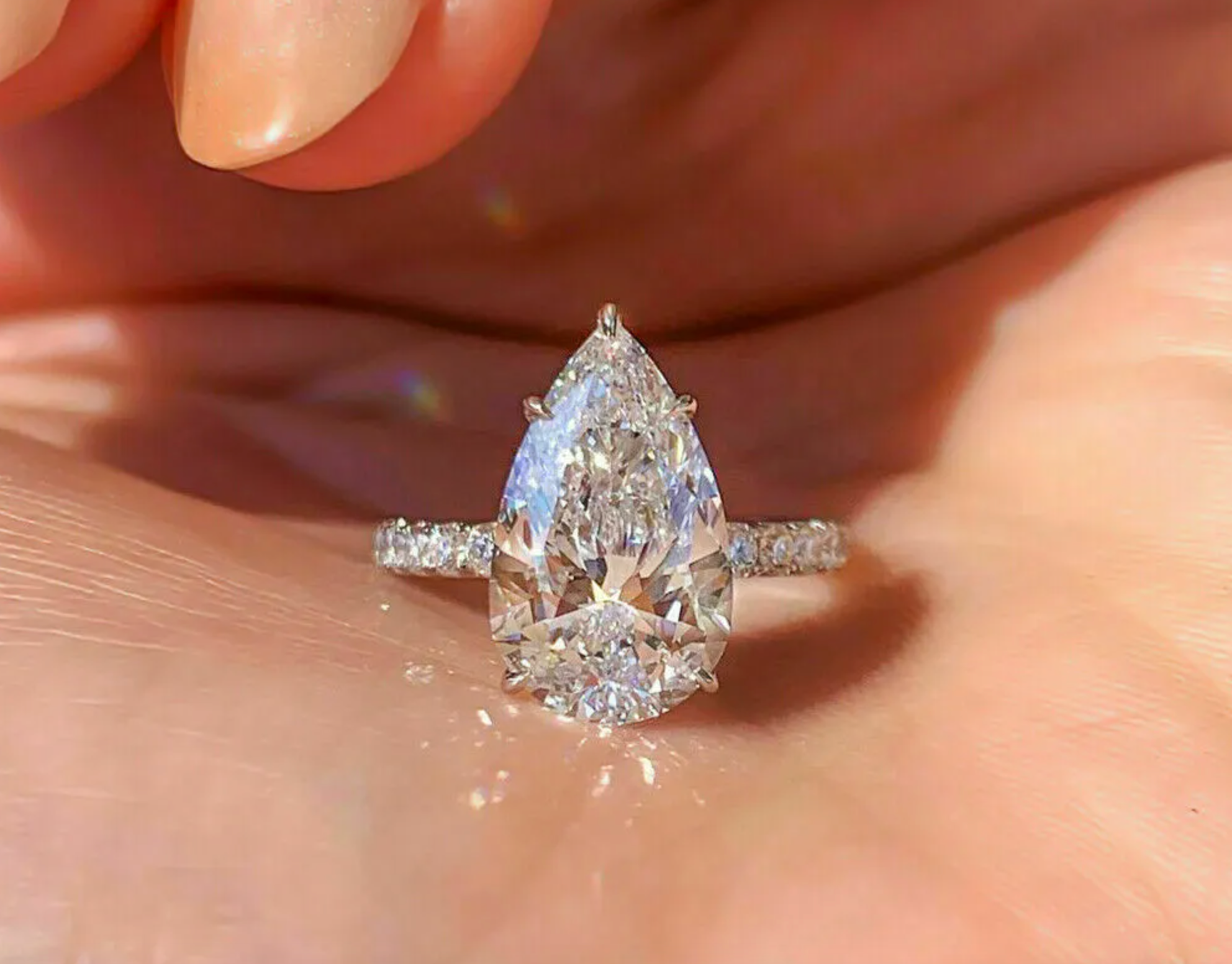 All About The Pear Cut Diamond Engagement Ring – Just Gold Jewellery